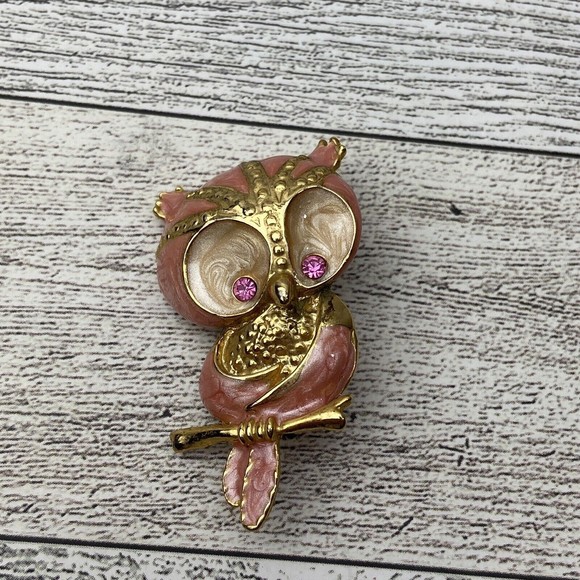 Two Sisters | Jewelry | Vintage Two Sisters Owl Brooch Signed Pin Pink ...